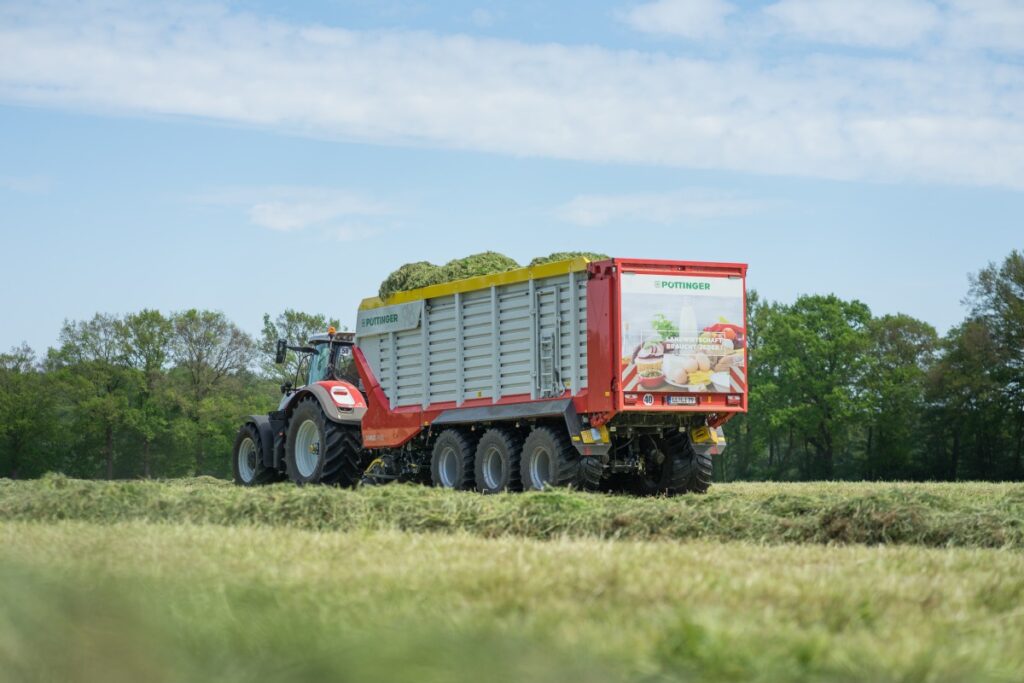 Jumbo Silage Loader Wagon - POTTINGER - ORIGIN AG